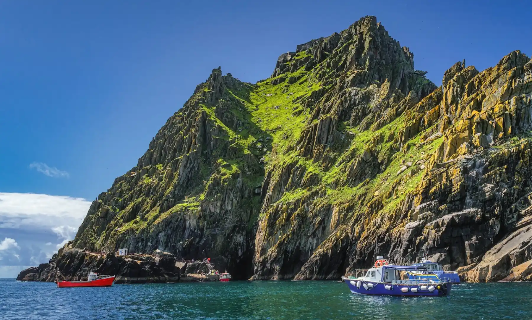 Skellig Michael Ireland 101: A Beginner’s Guide to Seeing the Islands ...